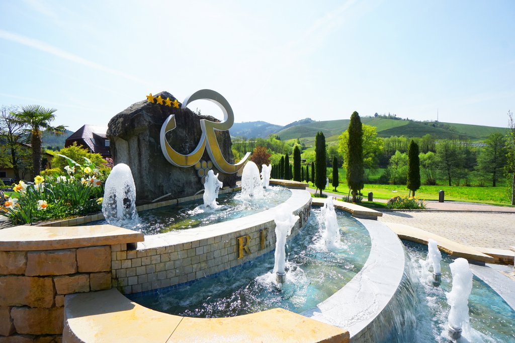 Der Rebstock - das liebenswerte Hotel in Durbach - Hotel Restaurant ...